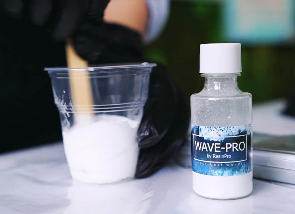 Epoxy color additive, pigment additive for a sea wave effect