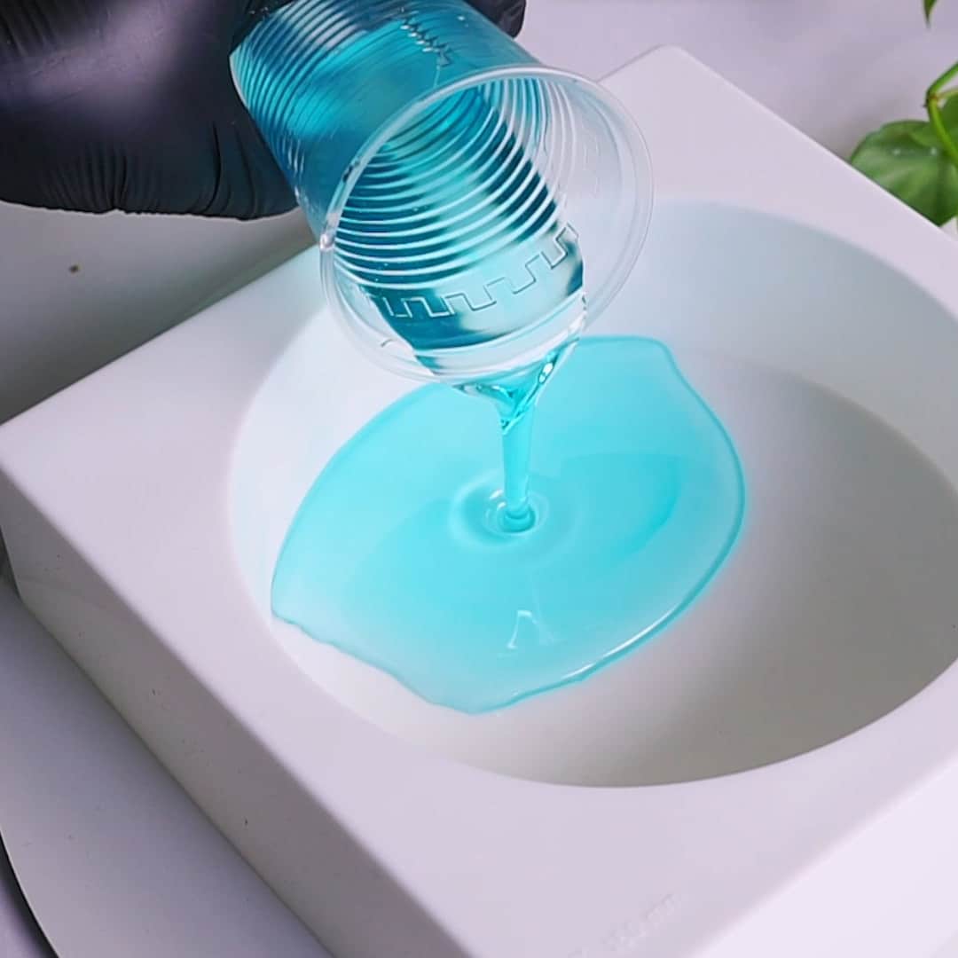 What Epoxy Resin to Choose for DIY and Castings? - ResinPro - Amazing ...