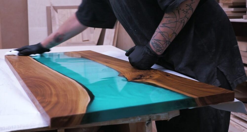 How to Polish Resin: The Ultimate Step-by-Step Guide for a Glossy ...